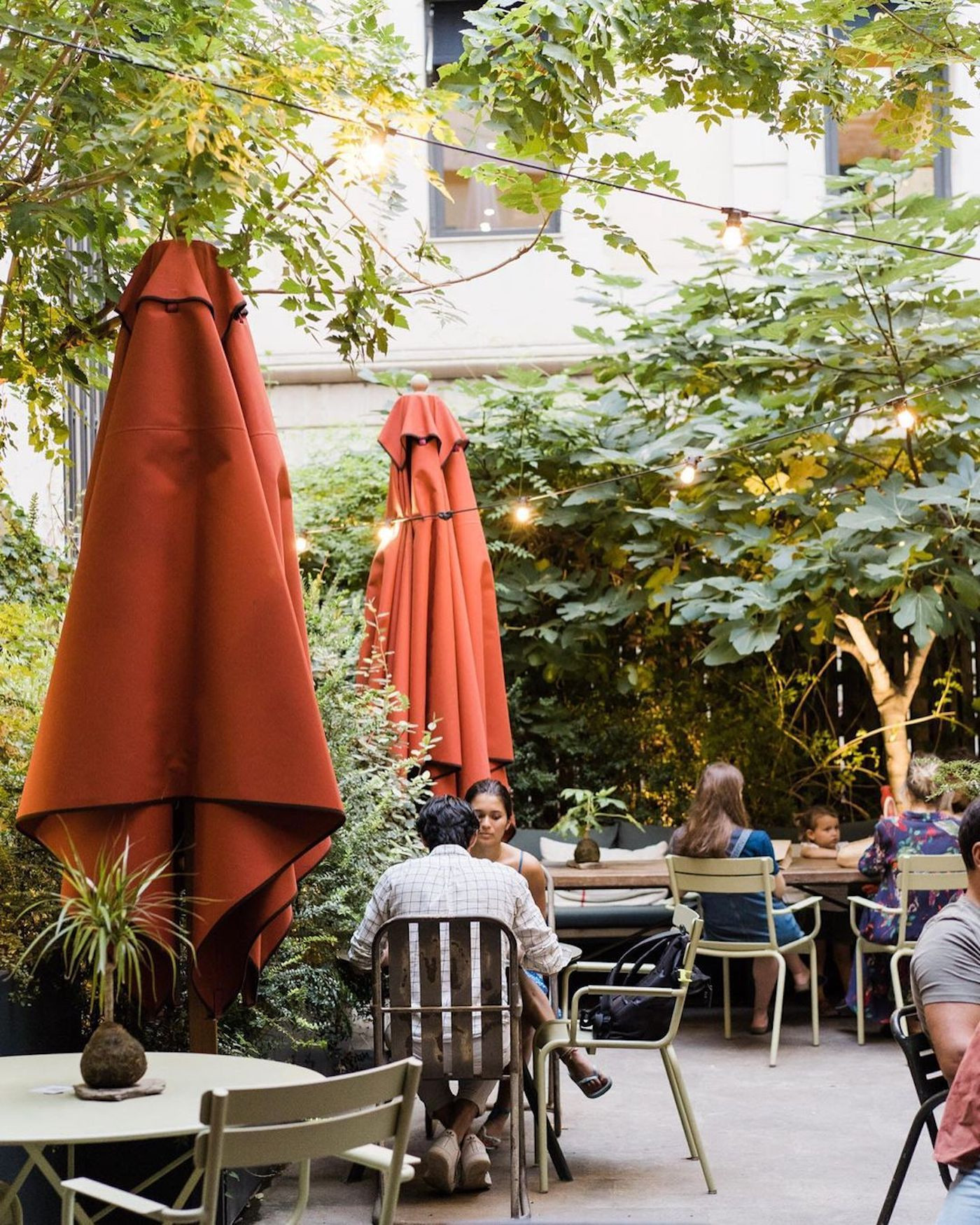 Dos de las tres mejores terrazas de España están en Barcelona