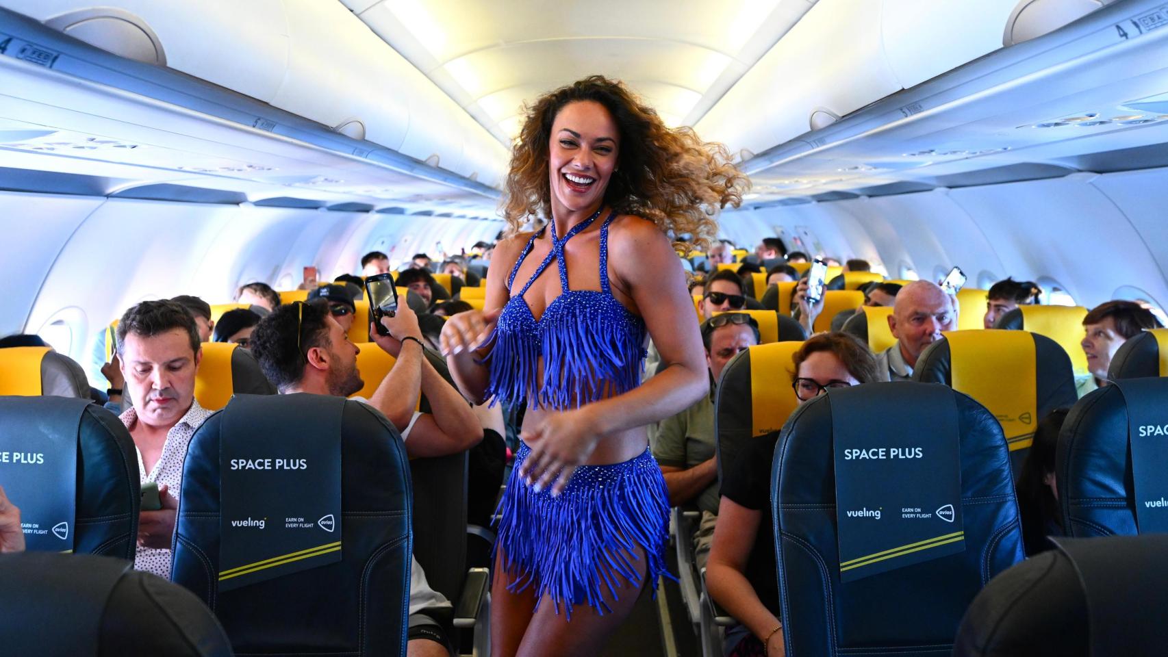 Vueling celebra los 20 años de su primer vuelo Barcelona-Ibiza, con una ...