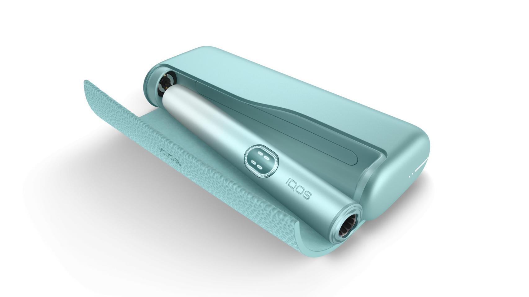 Iqos lanza Iluma i, un dispositivo para consumir tabaco calentándolo