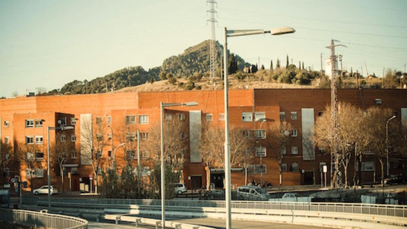 Més enllà de Torre Baró: el desconegut i humil barri de Barcelona que ...