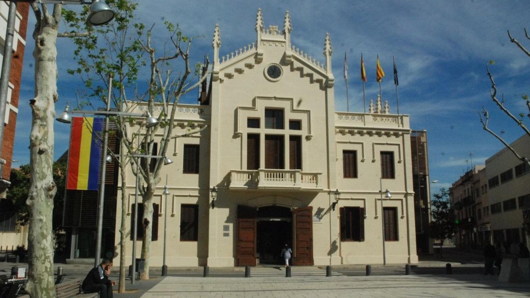 El Prat aprueba unos presupuestos de 160 millones de euros para 2026 ...