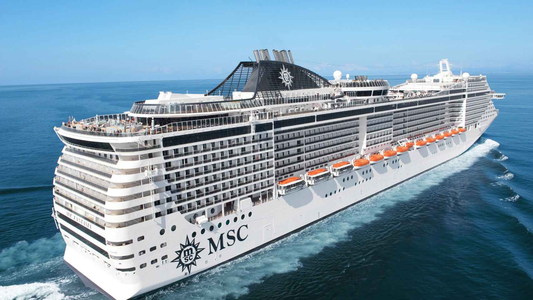 MSC y Costa, los reyes de los cruceros que dominan el Port de Barcelona