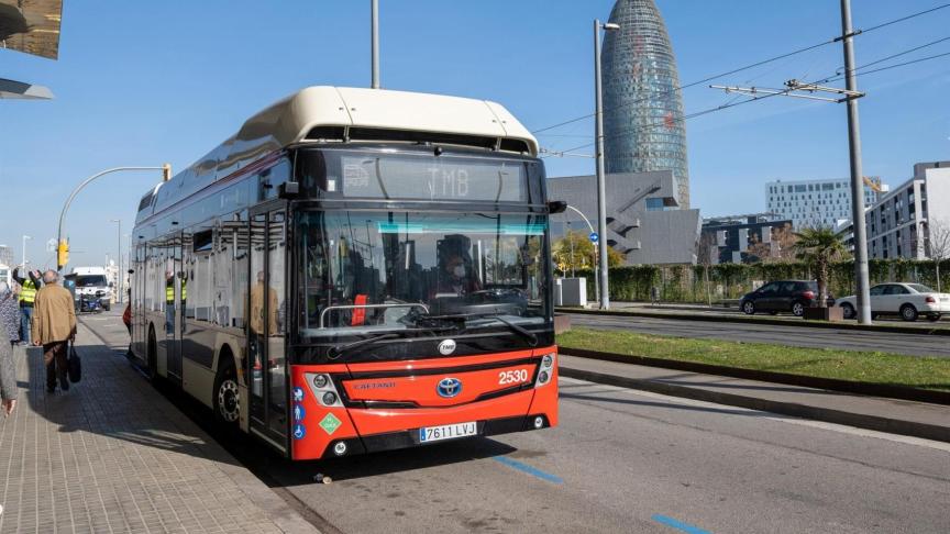 TMB refuerza su flota con 19 nuevos autobuses eléctricos