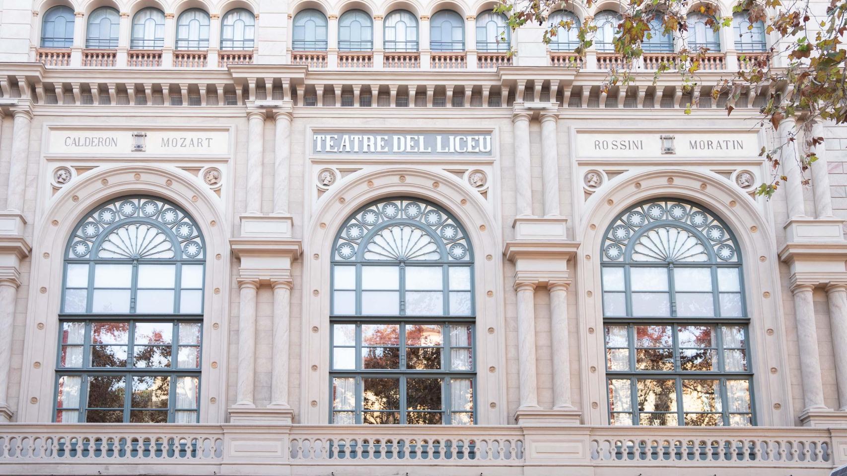 El Liceu renueva a Víctor Garcia de Gomar como director artístico hasta ...